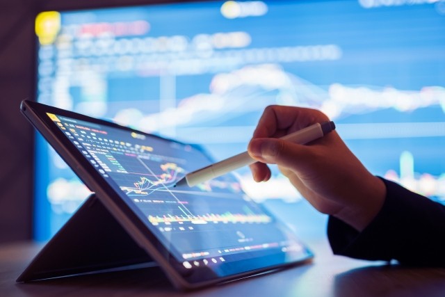 Uncovering today’s insights from large-cap value history